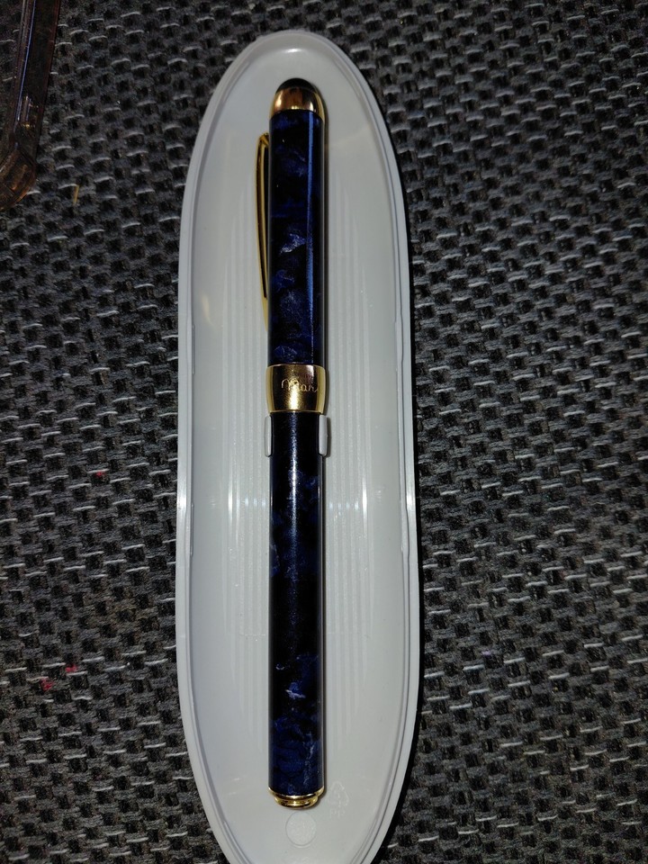 Mario Valentino Fountain Pen – Boxed – Black & Gold – Steel Nib | eBay UK
