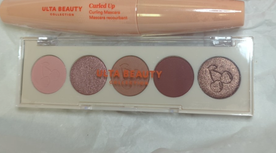 Ulta Beauty 9pc + bag: Primer, Eyeshadow, Blush, Eye Primer, Sponge ...