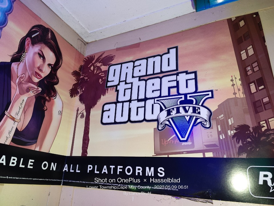 Grand Theft Auto 5 Ultimate Bundle W/Super Rare GTA 5 Items-Please Read ...