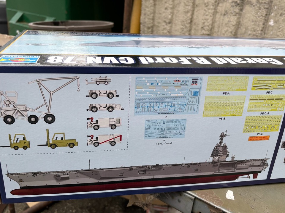 TRUMPETER # 05638 1/350 SCALE USS GERALD FORD CVN-78 MODEL KIT | eBay