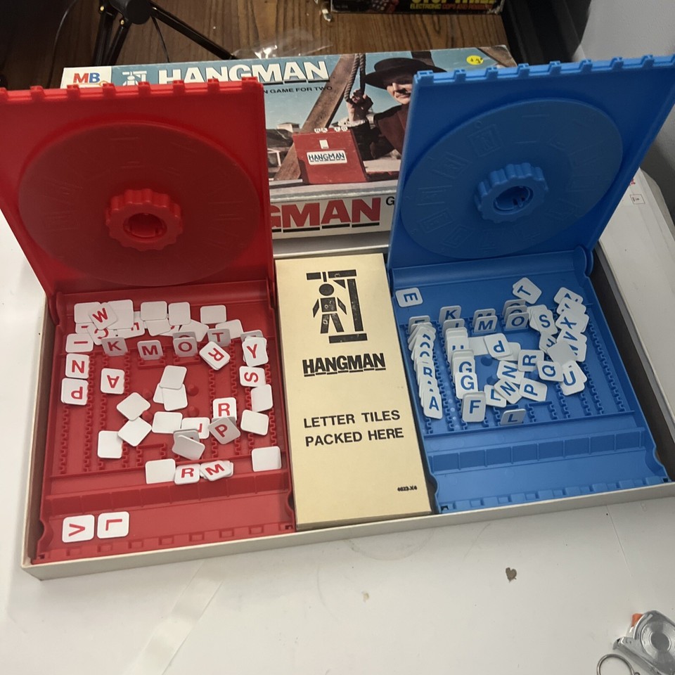 1976 Hangman Board Game Vincent Price Letter Word Game Milton Bradley ...