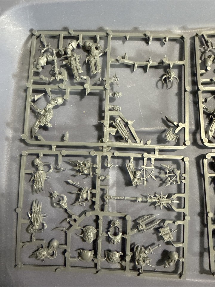 Warhammer 40K Chaos Space, Marine, Terminator HQ Sprue Bits | eBay