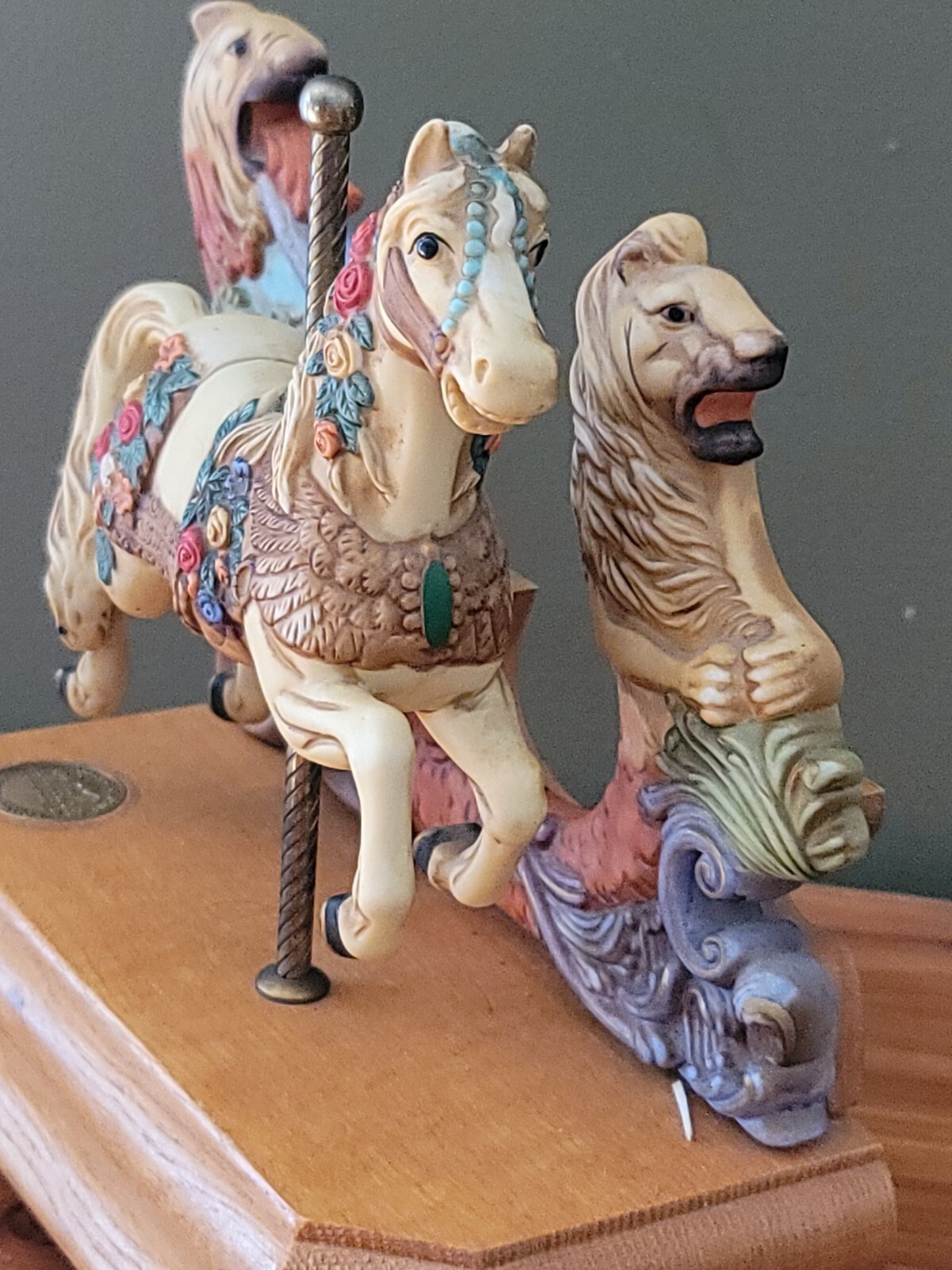 Willitts Designs Carousel Music Box Carousel Limited E Vintage Horse ...