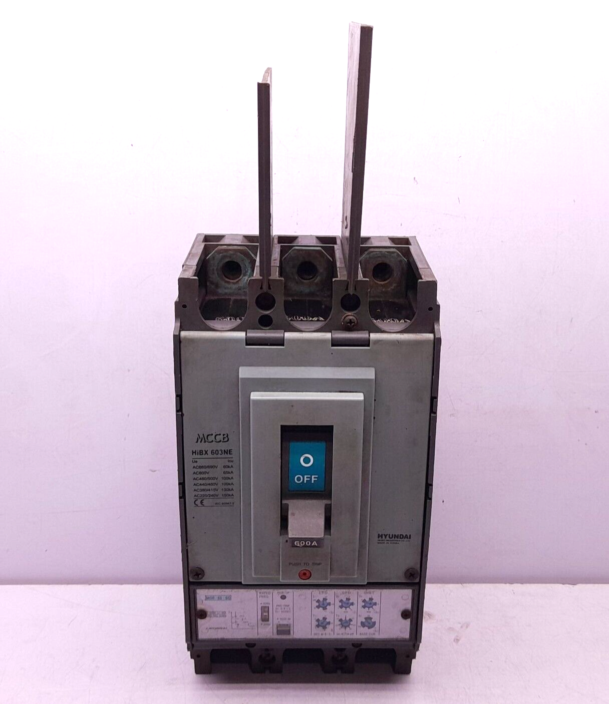 Hyundai HiBX 603NE MCCB 600A Molded Case Circuit Breaker 600AF 3P 50 ...