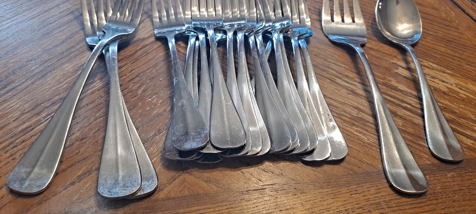 21 Pieces Wallace Silver Ware, 16 Small Forks, 3 Large Forks, Lg Fork ...
