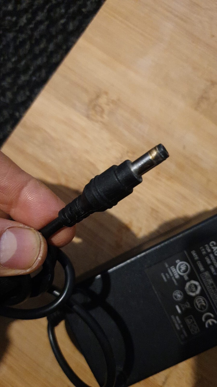 EDAC Power EA11203B ACAPSQ120-B Switchmode AC Power Adapter 120W 19V ...