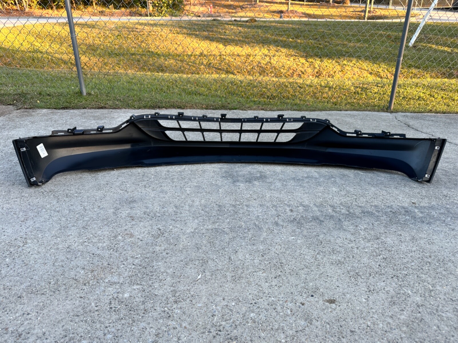 2018-2020 Chevrolet Equinox front bumper lower valance 84150755 NO ...