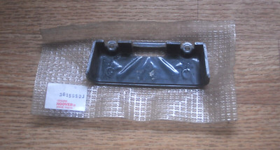 GENUINE HOOVER STARLIGHT & JUNIOR DELUXE BAG DOOR CLIP, OBSOLETE PART ...