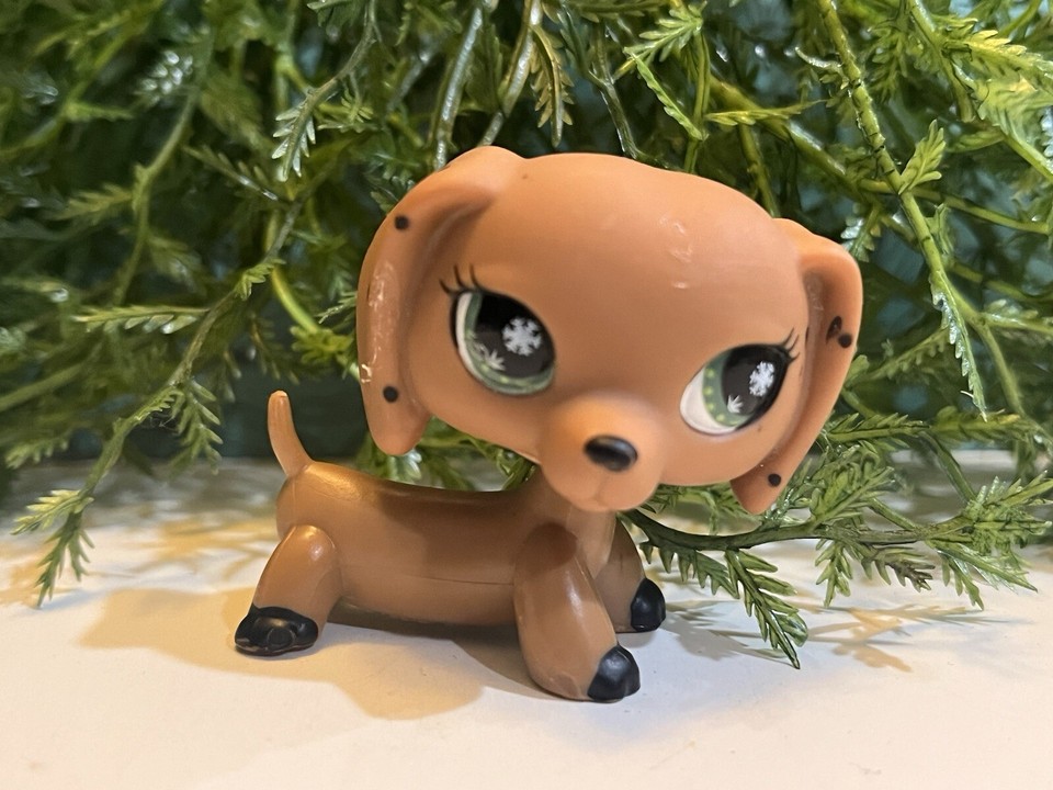 Littlest Pet Shop Monopoly No# Lps Authentic Dog Daschund Green Flakes ...