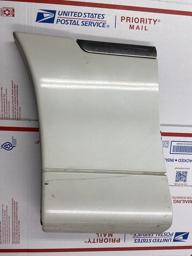 03-11 Lincoln Town Car Front Driver Side Fender Molding With Chrome F6 ...