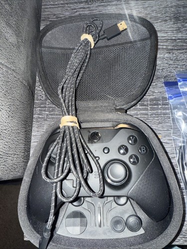 Xbox Series S LOT Comes With Astro A50, Elite Series 2 Controller, And ...