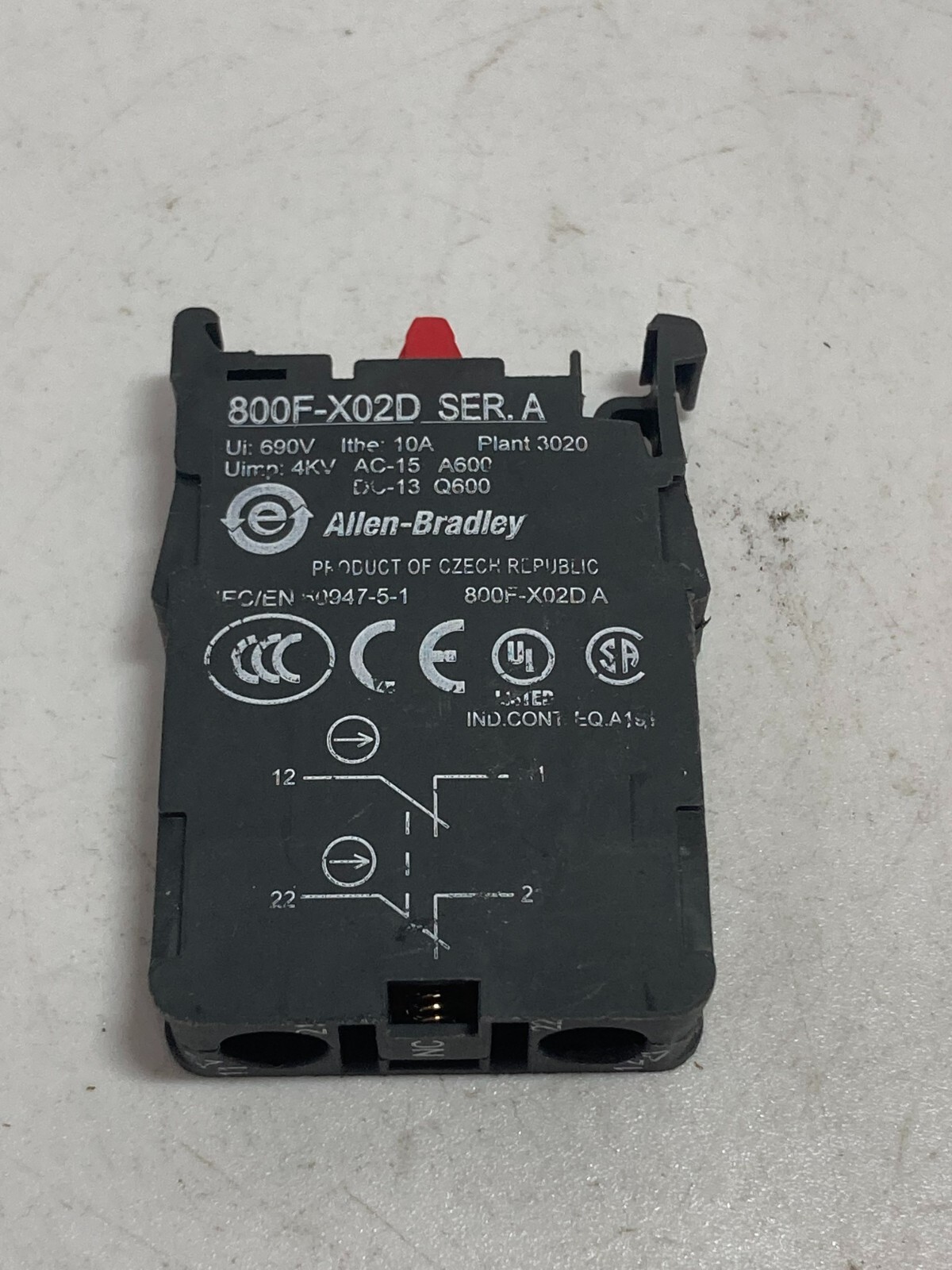 ALLEN BRADLEY 800F-X02D CONTACT BLOCK DOUBLE CIRCUIT 2 NC LATCH MT ...