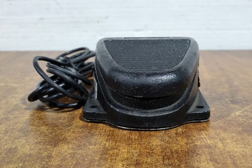 Linemaster Clipper Cat No. 832-S USB Single-Pedal Electrical Wired ...