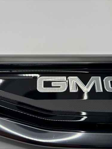 GMC Yukon XL Fender Emblem Badge 84719439 Driver LH OEM 2021 - 2024 NEW ...