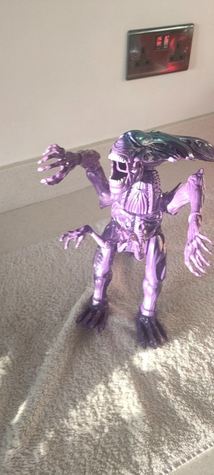 Rare Alien Collection Large Xenomorph Purple Queen 12" Action Figure ...