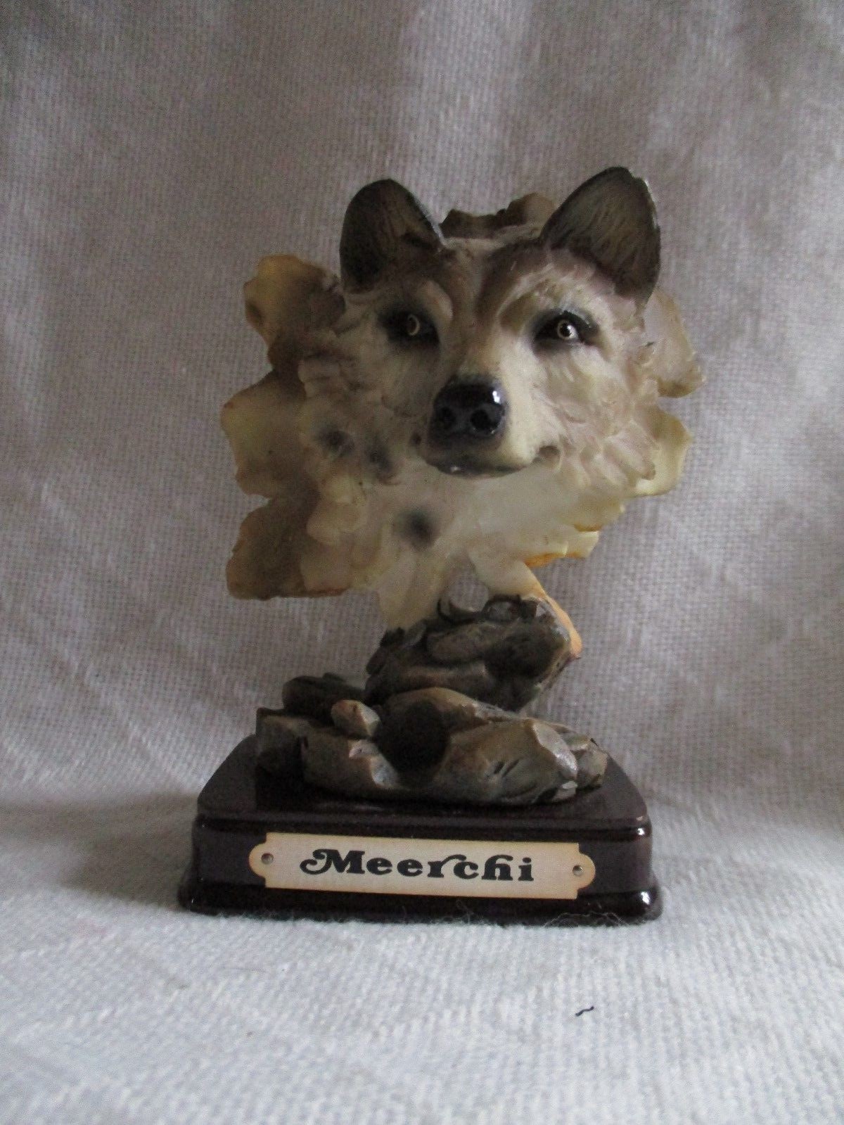 Small Meerchi Wolf Figurine | eBay