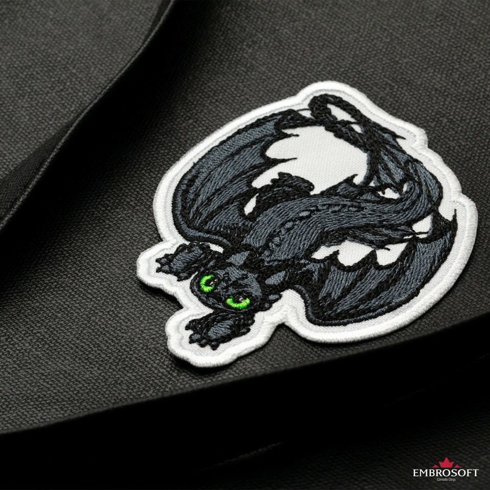 How to Train Your Dragon Crawling Toothless Character Embroidered Patch ...