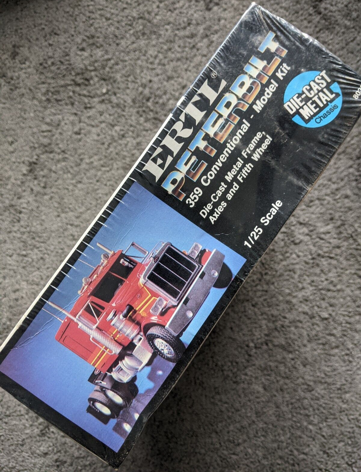 SEALED NEW VTG ERTL 1/25 DIE-CAST PETERBILT 359 SEMI PRECISION MODEL ...