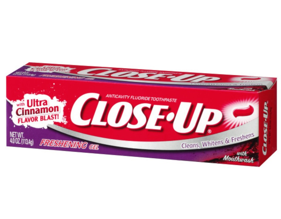 CLOSE-UP Freshening Red Gel Cinnamon Toothpaste, 4OZ | eBay