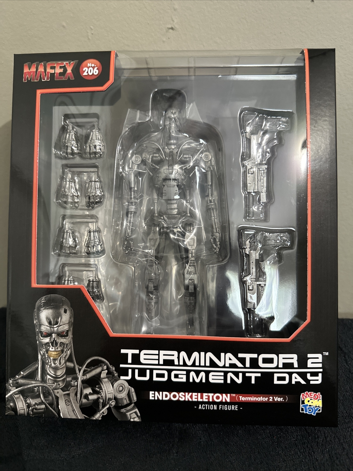MAFEX - Terminator 2 EndoSkeleton T2 Action Figure