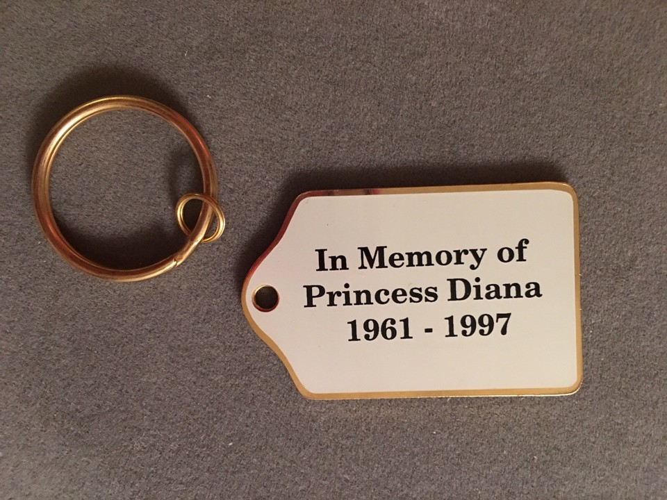 Royal Wedding Prince Charles & Princess Diana vintage keychain 1981 | eBay