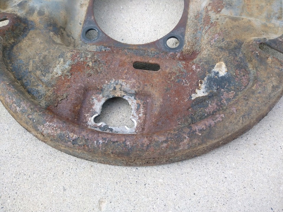 05-09 Silverado Sierra 1500 Rear Axle Drum Brake Backing Plate 15911567 ...