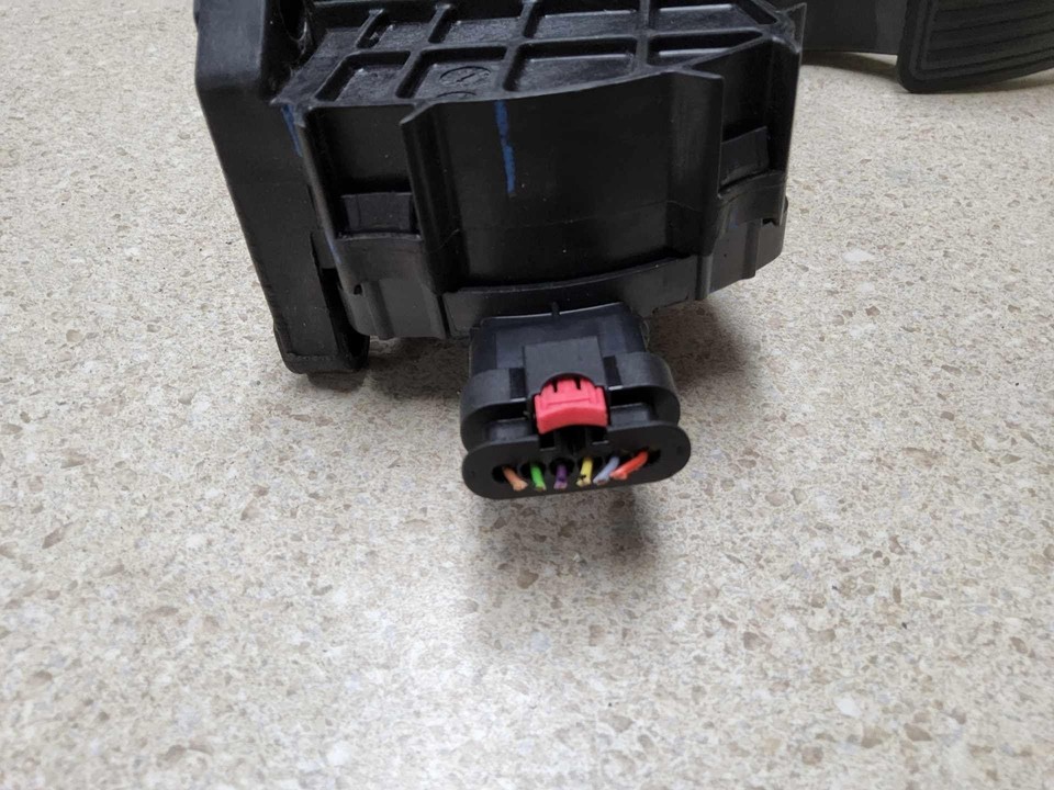 Accelerator Pedal Sensor TESLA MODEL 3 23 | eBay