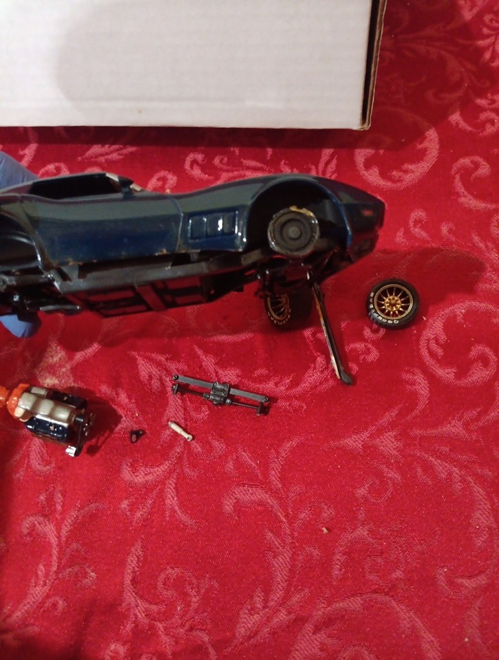 M4B ? built ? Tom Daniel's 1973 Monogram California Street Vette 1/24 ...