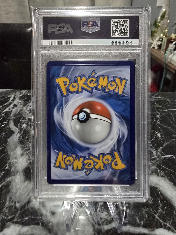 Pikachu 160/159 PSA 10 Gem Mint Secret Rare Sword & Shield: Crown ...