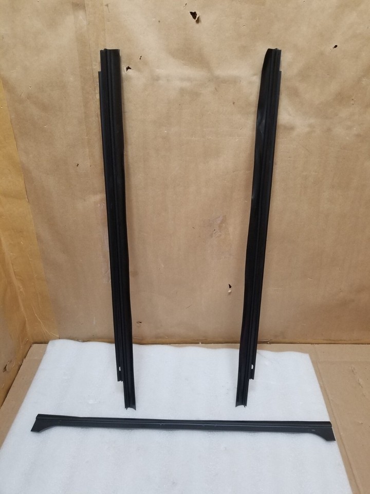 00668095 / 00674394 OEM Thermador dishwasher Side Trim / Strip set ...