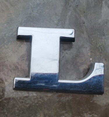 Volvo Emblem Symbol Sign Badge Insignia Letter Nameplate Oem Factory ...