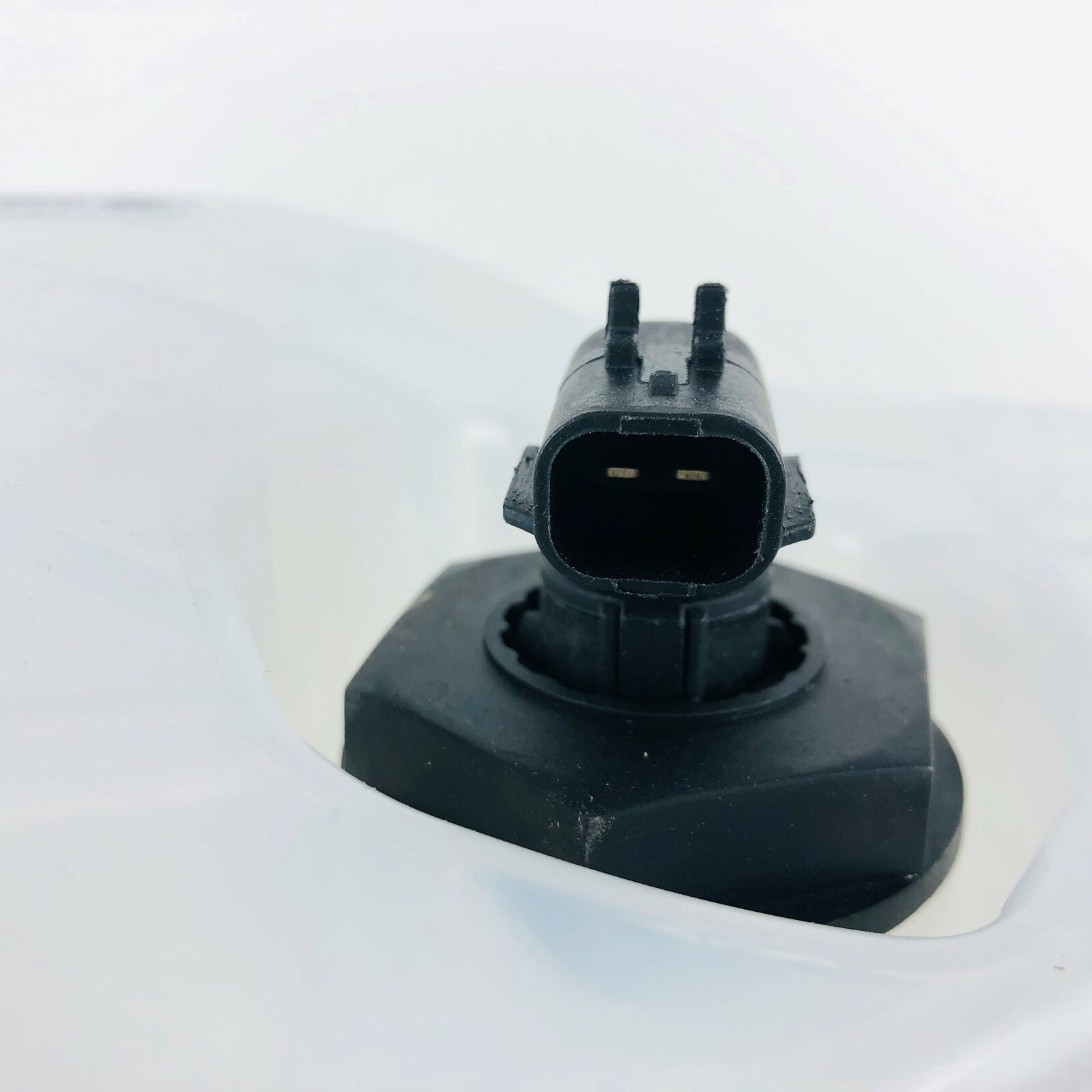 FREIGHTLINER A05-25263-007 RESERVOIR OEM, FOR FREIGHTLINER CASCADIA / S ...