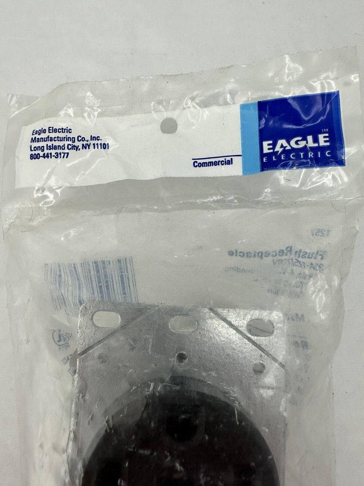 NEW EAGLE FLUSH RECEPTACLE 1257-BOX 30A-125/250V NEMA 14-30R | eBay