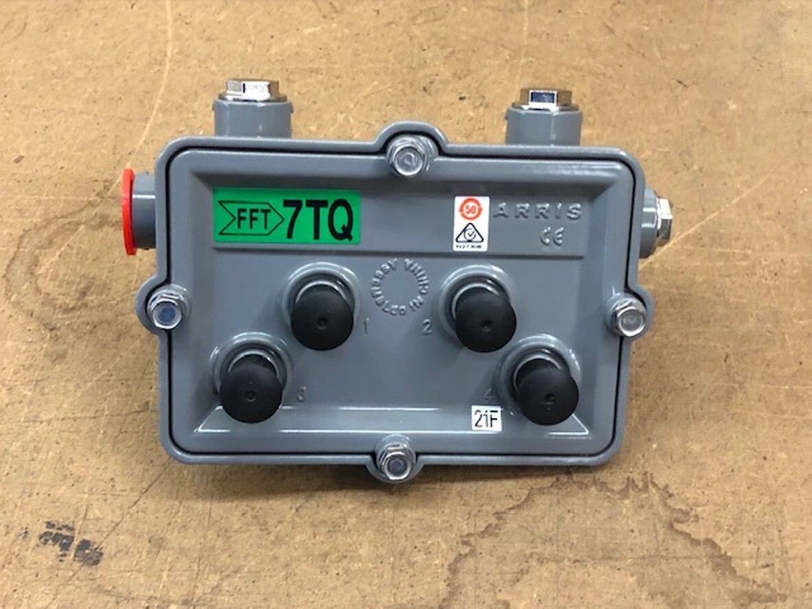 Motorola/Arris FFT4-xxQ 4 Port 1.2GHz Signal Distribution Tap- Various ...