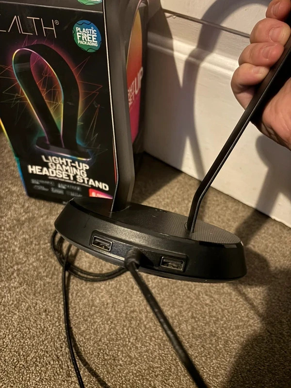 STEALTH LED Light Up Gaming Headset Stand for PS4, PS5, XBOX, Switch ...