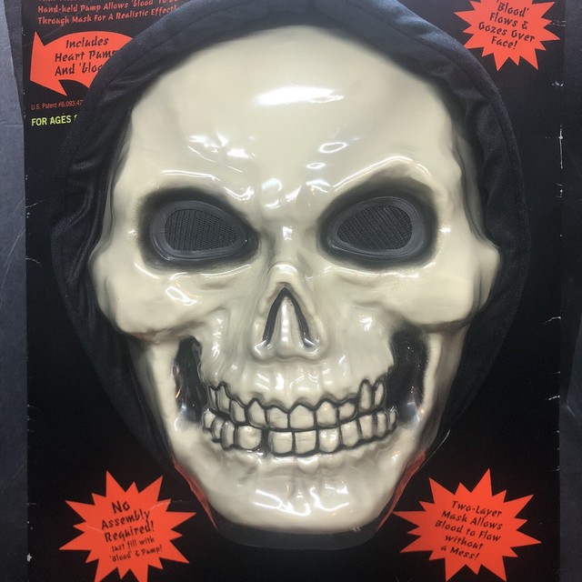 Fun World Dripping Bleeding Skull Mask Halloween Scary Costume for sale ...