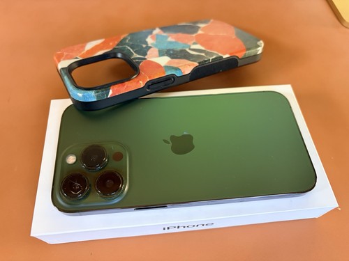 Apple iPhone 13 PRO Unlocked / 256GB / Stunning Alpine Green / Original ...