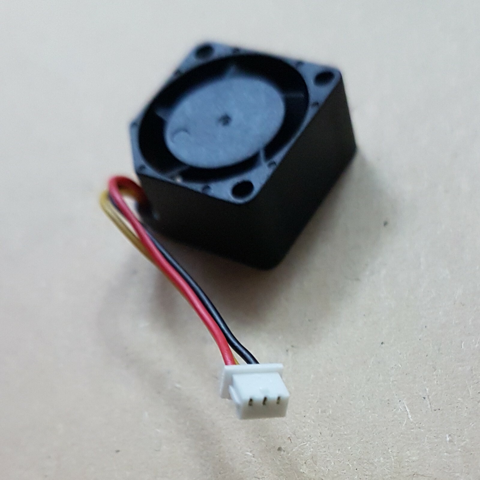 Mini / Micro cooling laptop fan DC 5V 0.2W 3 Pin 20X20X10mm 2cm 2010 ...
