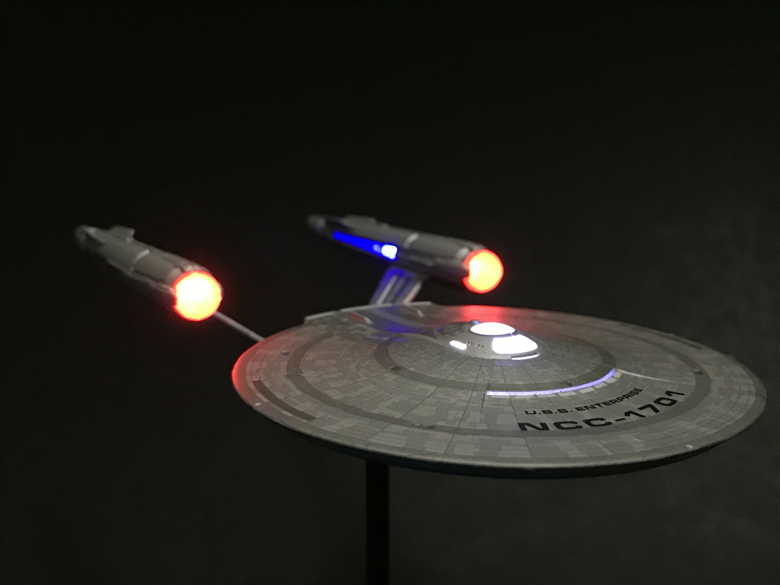 *LIGHTING KIT ONLY* Polar Lights USS Enterprise (Discovery Ver) 1/2500 ...