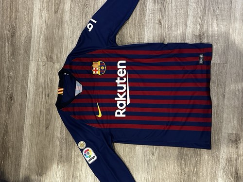Nike Men’s Barcelona Home Kit Iniesta Name and Number Size Small Soccer ...