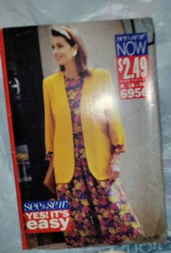 Butterick 6956 misses'/Misses' Petite Jacket, Top & Skirt Size A (6 ...