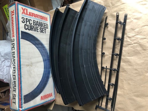 1973 Aurora AFX XLerators Banked Curve Slot Car Track 3 Pcs 15" Radius ...