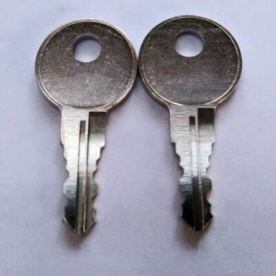 (2) LEER Truck Cap Replacement Keys Cut to Key Code 011 READ LISTING | eBay