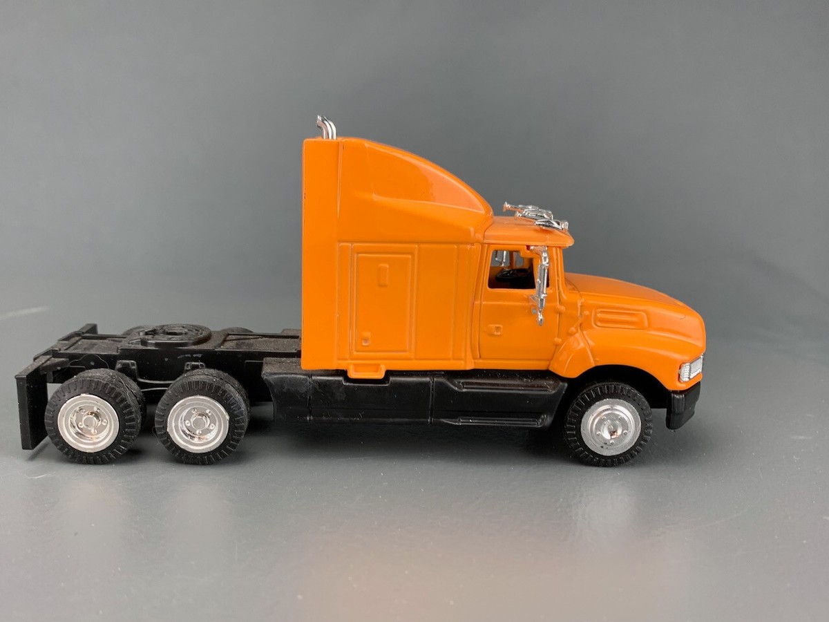 1/43 Sterling Semi-Tractor w/Travel Cab Orange D0618 LZ | eBay 1/43 Sterling Semi-Tractor w/Travel Cab Orange D0618 LZ | eBay