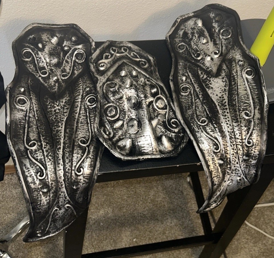 Knight Partial Costume Helmet Tunic Belt Armor Costume CHILD MEDIUM | eBay