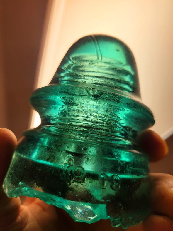 Vintage Hemingray 4” Glass Insulator No 19 Aqua Blue Green Chipped At ...
