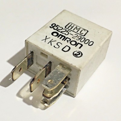 Kia Hyundai /2000-2015 Multi-Use 5-Pin White Relay HMC Omron 95225 ...