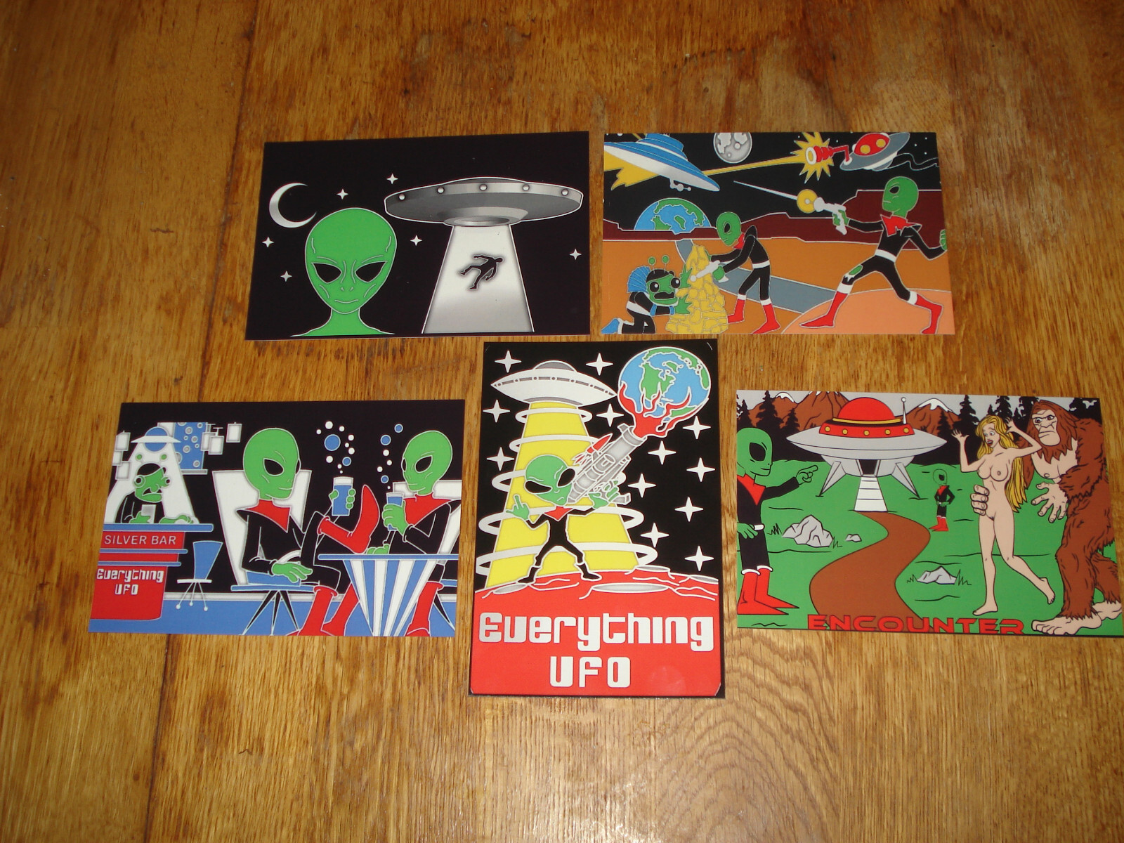1 Complete SET OF UFO POSTCARDS Original Art & Design by Everything UFO ...