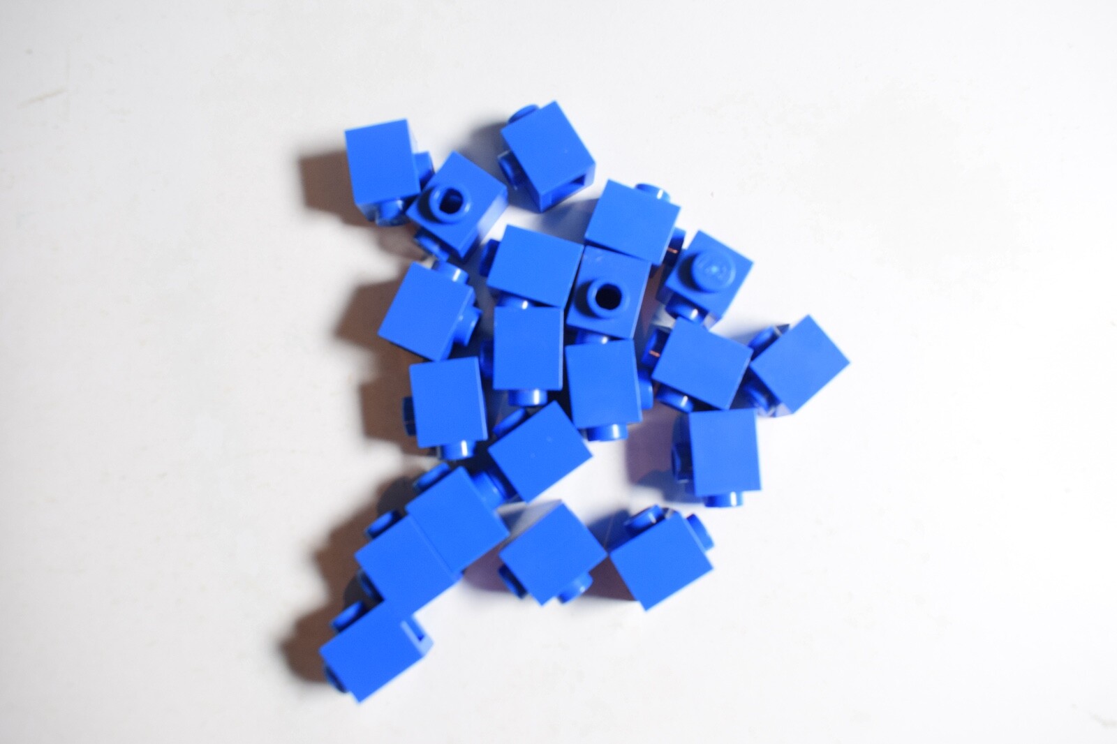 Lego 87087 Brick 1x1 with Stud on One Side Select Colour Pack of 20 ...