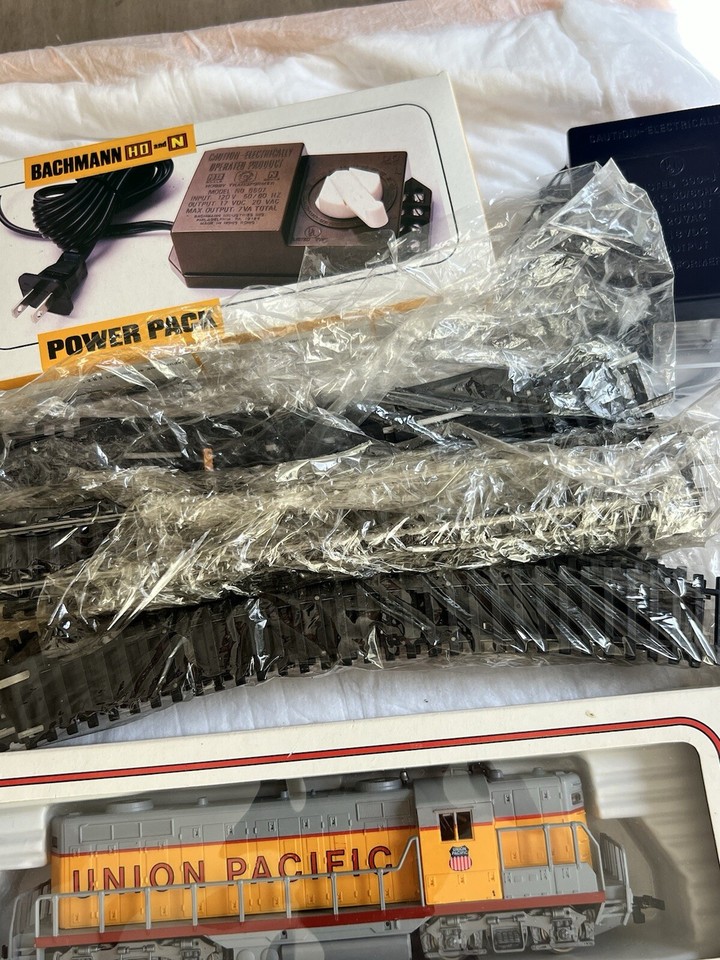 Lot of HO scale Train Locomotives X2, Rails, Bridges Power Pack & Misc ...